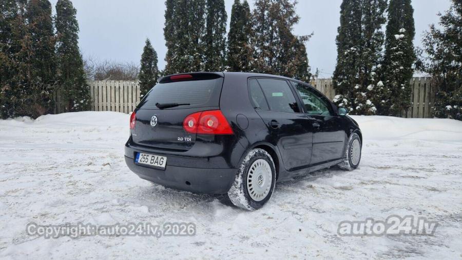 Melns Volkswagen Golf 2004 Tartu, ar dzinēja tilpumu 2.00 L un nobraukumu 377 tūkst. km par 1499 €, foto 4 vietnē AUTOMOTO.COM.LV