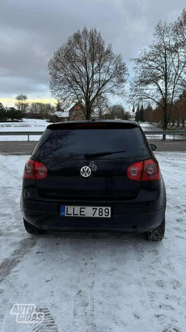 Black Volkswagen Golf 2004 in Vilnius, with an engine capacity of 2.00 L and mileage of 40 thousand km for 950 €, photo 1 on AUTOMOTO.COM.LV