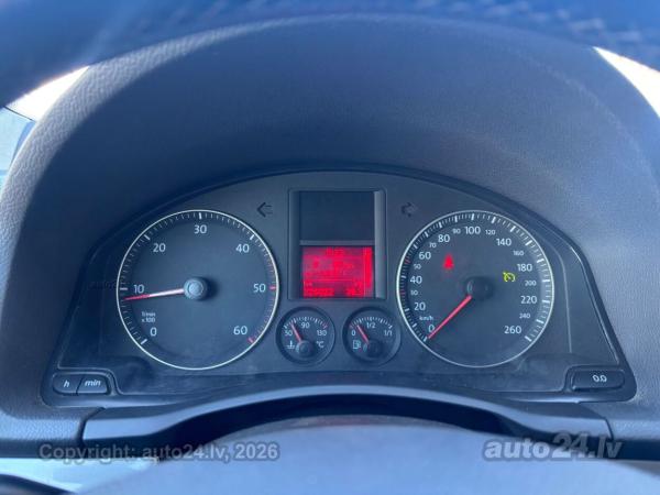 Melns Volkswagen Golf 2004 Tallina, ar dzinēja tilpumu 1.90 L un nobraukumu 326 tūkst. km par 1799 €, foto 11 vietnē AUTOMOTO.COM.LV
