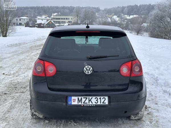 Black Volkswagen Golf 2004 in Siauliai, with an engine capacity of 2.00 L and mileage of 313 thousand km for 2850 €, photo 6 on AUTOMOTO.COM.LV