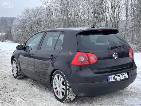 Black Volkswagen Golf 2004 in Siauliai, with an engine capacity of 2.00 L and mileage of 313 thousand km for 2850 €, photo 7 on AUTOMOTO.COM.LV