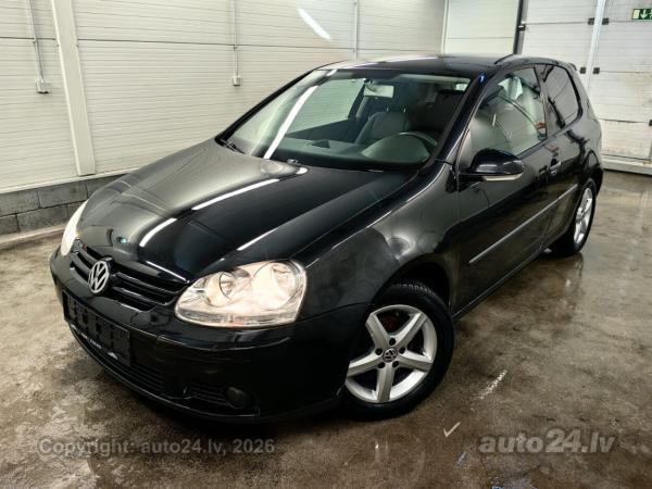 Melns Volkswagen Golf 2004 Viljandi, ar dzinēja tilpumu 1.40 L un nobraukumu 193 tūkst. km par 3190 €, foto 1 vietnē AUTOMOTO.COM.LV