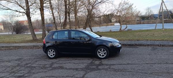 Black Volkswagen Golf 2004 in Kelme, with an engine capacity of 2.00 L and mileage of 307 thousand km for 1550 €, photo 3 on AUTOMOTO.COM.LV