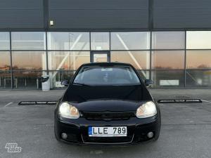 Black Volkswagen Golf 2004 in Panevezys, with an engine capacity of 2.00 L and mileage of 372 thousand km for 1180 €, photo 4 on AUTOMOTO.COM.LV