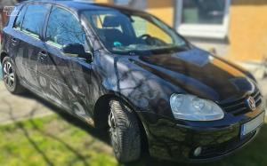 Black Volkswagen Golf 2004 in Vilnius, with an engine capacity of 2.00 L and mileage of 225 thousand km for 600 €, photo 5 on AUTOMOTO.COM.LV