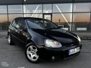 Black Volkswagen Golf 2004 in Panevezys, with an engine capacity of 2.00 L and mileage of 373 thousand km for 899 €, photo 6 on AUTOMOTO.COM.LV