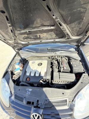 Melns Volkswagen Golf 2004 Kauņa, ar dzinēja tilpumu 2.00 L un nobraukumu 307 tūkst. km par 1850 €, foto 18 vietnē AUTOMOTO.COM.LV