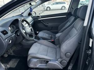 Black Volkswagen Golf 2004 in Panevezys, with an engine capacity of 2.00 L and mileage of 372 thousand km for 860 €, photo 14 on AUTOMOTO.COM.LV