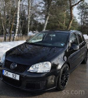Melns Volkswagen Golf 2004 Daugavpils, ar dzinēja tilpumu 2.00 L un nobraukumu 230 tūkst. km par 3500 €, foto  vietnē AUTOMOTO.COM.LV