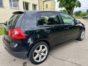 Melns Volkswagen Golf 2004 Daugavpils, ar dzinēja tilpumu 1.90 L un nobraukumu 0 tūkst. km par 1850 €, foto 9 vietnē AUTOMOTO.COM.LV