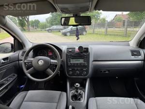 Melns Volkswagen Golf 2004 Daugavpils, ar dzinēja tilpumu 1.90 L un nobraukumu 0 tūkst. km par 1850 €, foto 21 vietnē AUTOMOTO.COM.LV