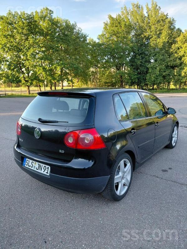 Melns Volkswagen Golf 2004 Rīga, ar dzinēja tilpumu 2.00 L un nobraukumu 270 tūkst. km par 2950 €, foto 7 vietnē AUTOMOTO.COM.LV
