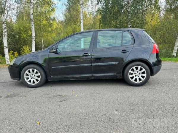 Black Volkswagen Golf 2004 in Jelgava, with an engine capacity of 1.90 L and mileage of 337 thousand km for 1300 €, photo 4 on AUTOMOTO.COM.LV