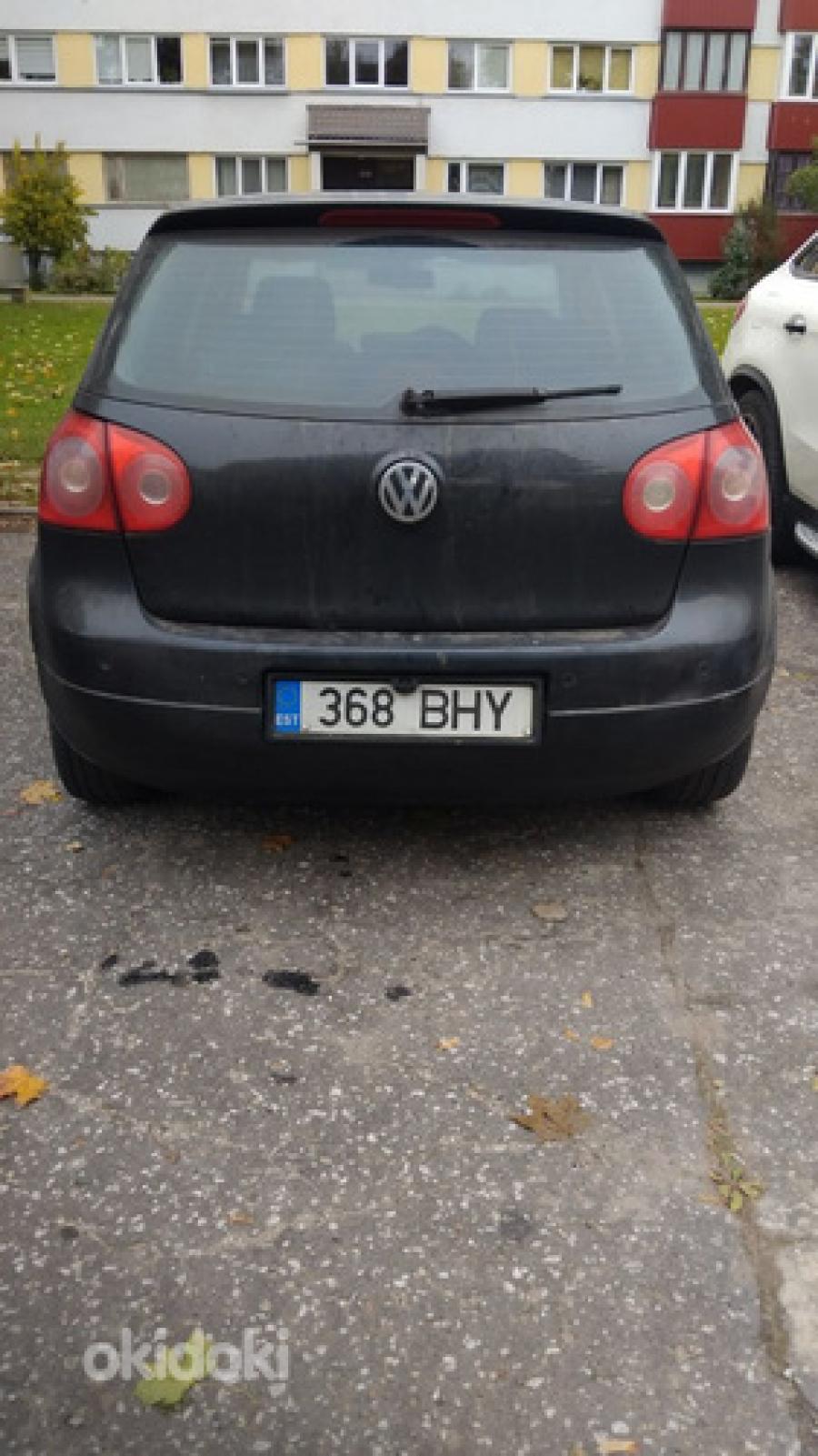 Melns Volkswagen Golf 2004 Sillamē, ar dzinēja tilpumu 1.90 L un nobraukumu 281 tūkst. km par 1300 €, foto 3 vietnē AUTOMOTO.COM.LV
