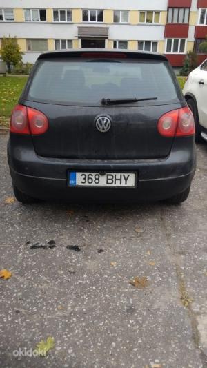 Melns Volkswagen Golf 2004 Sillamē, ar dzinēja tilpumu 1.90 L un nobraukumu 281 tūkst. km par 1300 €, foto 12 vietnē AUTOMOTO.COM.LV