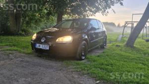 Melns Volkswagen Golf 2004 Jelgava, ar dzinēja tilpumu 1.40 L un nobraukumu 242 tūkst. km par 350 €, foto  vietnē AUTOMOTO.COM.LV