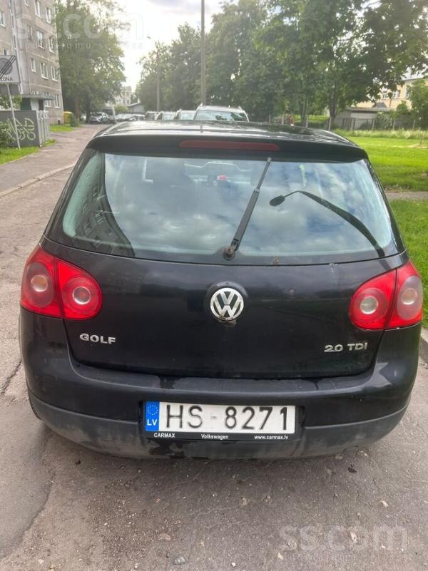 Black Volkswagen Golf 2004 in Riga, with an engine capacity of 2.00 L and mileage of 369 thousand km for 500 €, photo 3 on AUTOMOTO.COM.LV