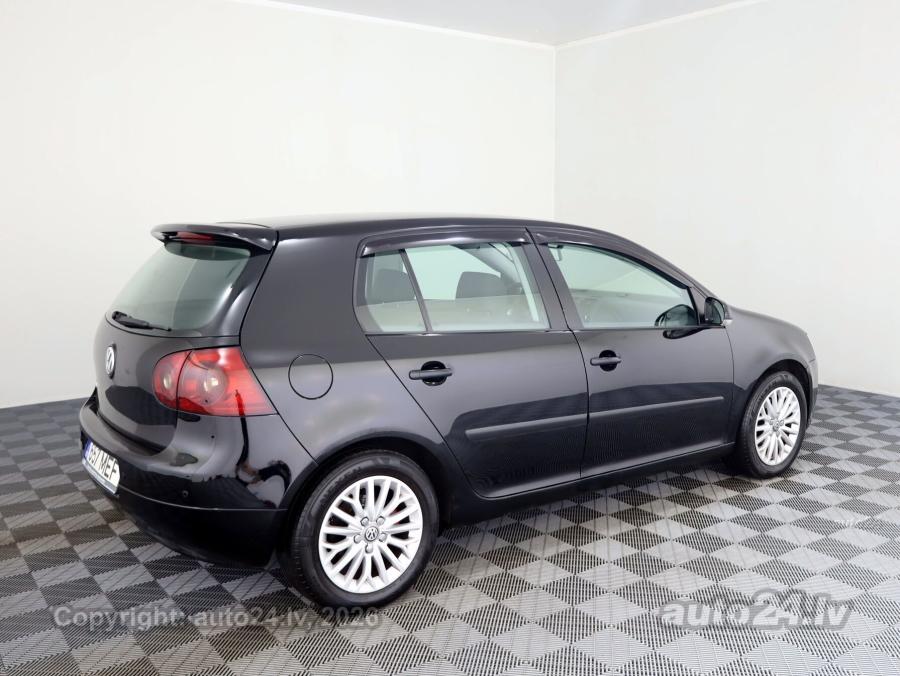 Melns Volkswagen Golf 2004 Tallina, ar dzinēja tilpumu 1.40 L un nobraukumu 259 tūkst. km par 1099 €, foto 4 vietnē AUTOMOTO.COM.LV
