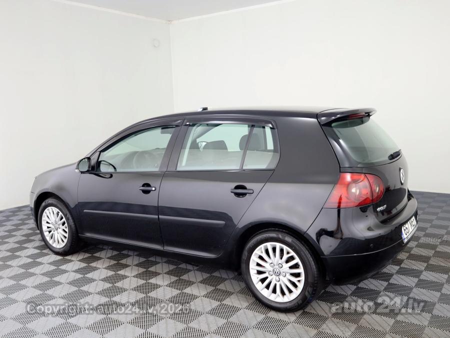 Melns Volkswagen Golf 2004 Tallina, ar dzinēja tilpumu 1.40 L un nobraukumu 259 tūkst. km par 1099 €, foto 5 vietnē AUTOMOTO.COM.LV