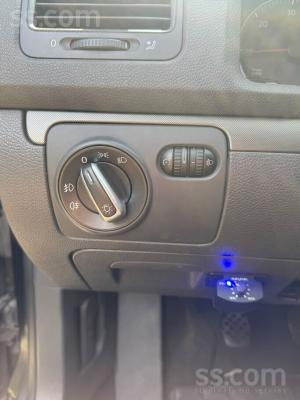 Melns Volkswagen Golf 2004 Ogre, ar dzinēja tilpumu 1.90 L un nobraukumu 347 tūkst. km par 1750 €, foto 7 vietnē AUTOMOTO.COM.LV