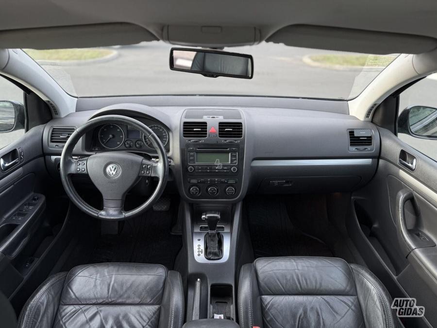Melns Volkswagen Golf 2004 Kauņa, ar dzinēja tilpumu 2.00 L un nobraukumu 298 tūkst. km par 2600 €, foto 12 vietnē AUTOMOTO.COM.LV