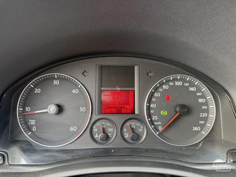 Melns Volkswagen Golf 2004 Kauņa, ar dzinēja tilpumu 2.00 L un nobraukumu 298 tūkst. km par 2600 €, foto 15 vietnē AUTOMOTO.COM.LV