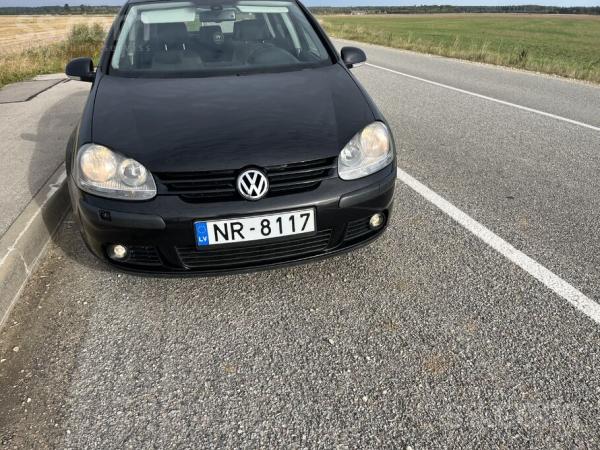Melns Volkswagen Golf 2004 Jelgava, ar dzinēja tilpumu 2.00 L un nobraukumu 412 tūkst. km par 2200 €, foto 7 vietnē AUTOMOTO.COM.LV