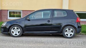 Black Volkswagen Golf 2005 in Gulbene, with an engine capacity of 1.90 L and mileage of 385 thousand km for 1550 €, photo 2 on AUTOMOTO.COM.LV