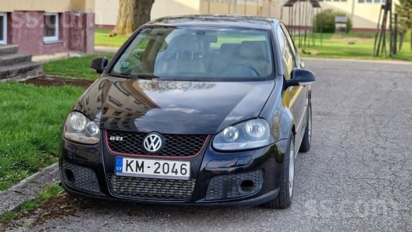 Black Volkswagen Golf 2005 in Gulbene, with an engine capacity of 1.90 L and mileage of 385 thousand km for 1550 €, photo 8 on AUTOMOTO.COM.LV