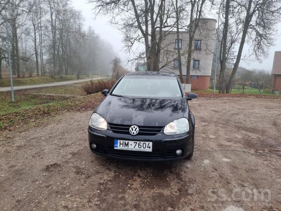 Black Volkswagen Golf 2005 in Preili, with an engine capacity of 1.90 L and mileage of 275 thousand km for 2500 €, photo 3 on AUTOMOTO.COM.LV