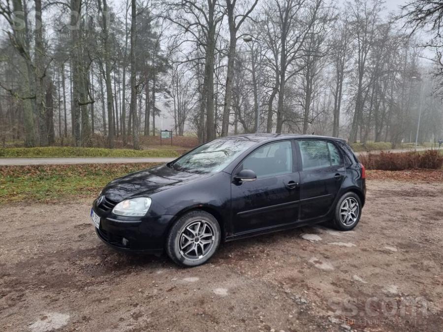 Black Volkswagen Golf 2005 in Preili, with an engine capacity of 1.90 L and mileage of 275 thousand km for 2500 €, photo 4 on AUTOMOTO.COM.LV