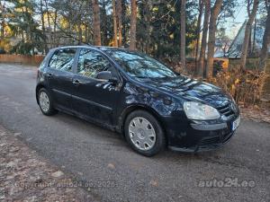 Melns Volkswagen Golf 2005 Tallina, ar dzinēja tilpumu 1.60 L un nobraukumu 198 tūkst. km par 1450 €, foto  vietnē AUTOMOTO.COM.LV