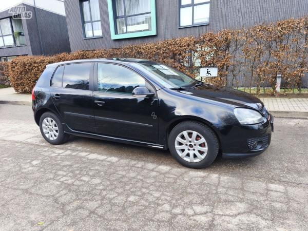 Black Volkswagen Golf 2005 in Kaunas, with an engine capacity of 1.60 L and mileage of 275 thousand km for 1200 €, photo 8 on AUTOMOTO.COM.LV