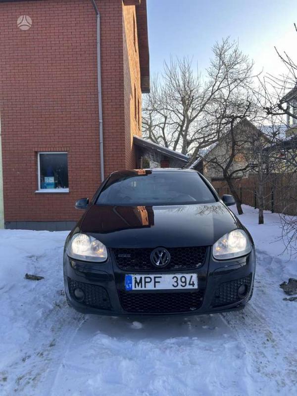 Black Volkswagen Golf 2005 in Klaipeda, with an engine capacity of 1.90 L and mileage of 394 thousand km for 1500 €, photo 2 on AUTOMOTO.COM.LV