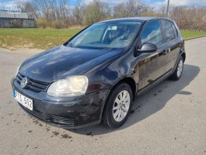 Melns Volkswagen Golf 2005 Kauņa, ar dzinēja tilpumu 1.90 L un nobraukumu 356 tūkst. km par 1150 €, foto 3 vietnē AUTOMOTO.COM.LV