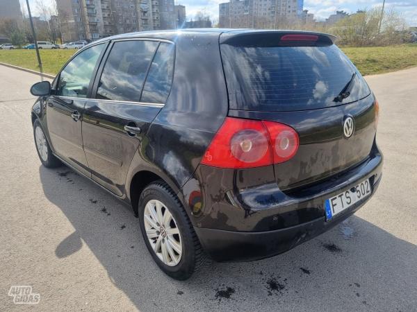 Black Volkswagen Golf 2005 in Kaunas, with an engine capacity of 1.90 L and mileage of 356 thousand km for 1150 €, photo 3 on AUTOMOTO.COM.LV