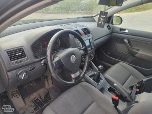 Melns Volkswagen Golf 2005 Kauņa, ar dzinēja tilpumu 1.90 L un nobraukumu 356 tūkst. km par 1150 €, foto 9 vietnē AUTOMOTO.COM.LV