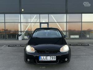 Black Volkswagen Golf 2005 in Panevezys, with an engine capacity of 2.00 L and mileage of 372 thousand km for 1150 €, photo 4 on AUTOMOTO.COM.LV