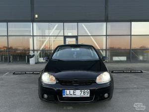 Black Volkswagen Golf 2005 in Panevezys, with an engine capacity of 2.00 L and mileage of 372 thousand km for 999 €, photo 4 on AUTOMOTO.COM.LV