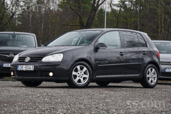 Melns Volkswagen Golf 2005 Rīga, ar dzinēja tilpumu 1.40 L un nobraukumu 211 tūkst. km par 2990 €, foto 1 vietnē AUTOMOTO.COM.LV