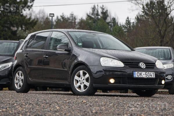 Melns Volkswagen Golf 2005 Rīga, ar dzinēja tilpumu 1.40 L un nobraukumu 211 tūkst. km par 2990 €, foto 2 vietnē AUTOMOTO.COM.LV