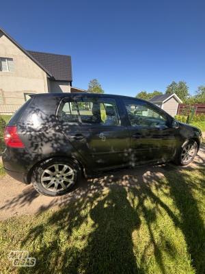 Black Volkswagen Golf 2005 in Alytus, with an engine capacity of 2.00 L and mileage of 387 thousand km for 1000 €, photo 5 on AUTOMOTO.COM.LV