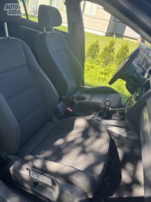 Black Volkswagen Golf 2005 in Alytus, with an engine capacity of 2.00 L and mileage of 387 thousand km for 1000 €, photo 9 on AUTOMOTO.COM.LV