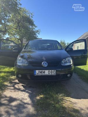 Black Volkswagen Golf 2005 in Alytus, with an engine capacity of 2.00 L and mileage of 387 thousand km for 1000 €, photo 17 on AUTOMOTO.COM.LV
