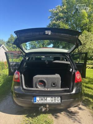 Black Volkswagen Golf 2005 in Alytus, with an engine capacity of 2.00 L and mileage of 387 thousand km for 1000 €, photo 19 on AUTOMOTO.COM.LV