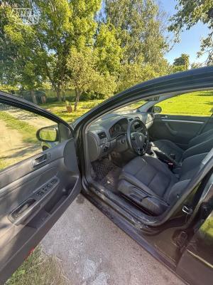 Black Volkswagen Golf 2005 in Alytus, with an engine capacity of 2.00 L and mileage of 387 thousand km for 1000 €, photo 21 on AUTOMOTO.COM.LV