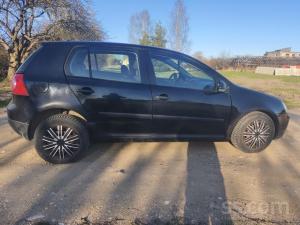 Black Volkswagen Golf 2005 in Tukums, with an engine capacity of 1.90 L and mileage of 560 thousand km for 850 €, photo 6 on AUTOMOTO.COM.LV