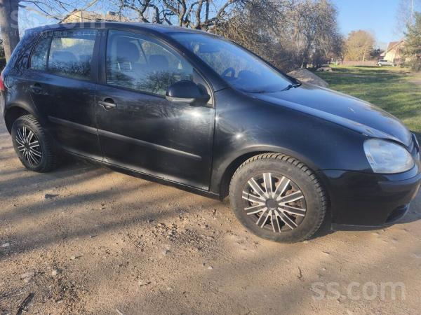 Black Volkswagen Golf 2005 in Tukums, with an engine capacity of 1.90 L and mileage of 560 thousand km for 850 €, photo 6 on AUTOMOTO.COM.LV