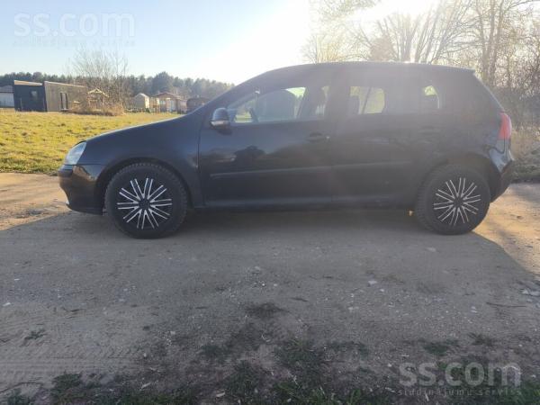 Black Volkswagen Golf 2005 in Tukums, with an engine capacity of 1.90 L and mileage of 560 thousand km for 850 €, photo 9 on AUTOMOTO.COM.LV