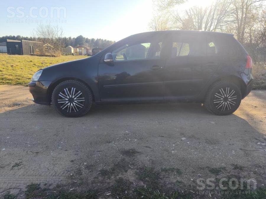 Black Volkswagen Golf 2005 in Tukums, with an engine capacity of 1.90 L and mileage of 560 thousand km for 850 €, photo 10 on AUTOMOTO.COM.LV